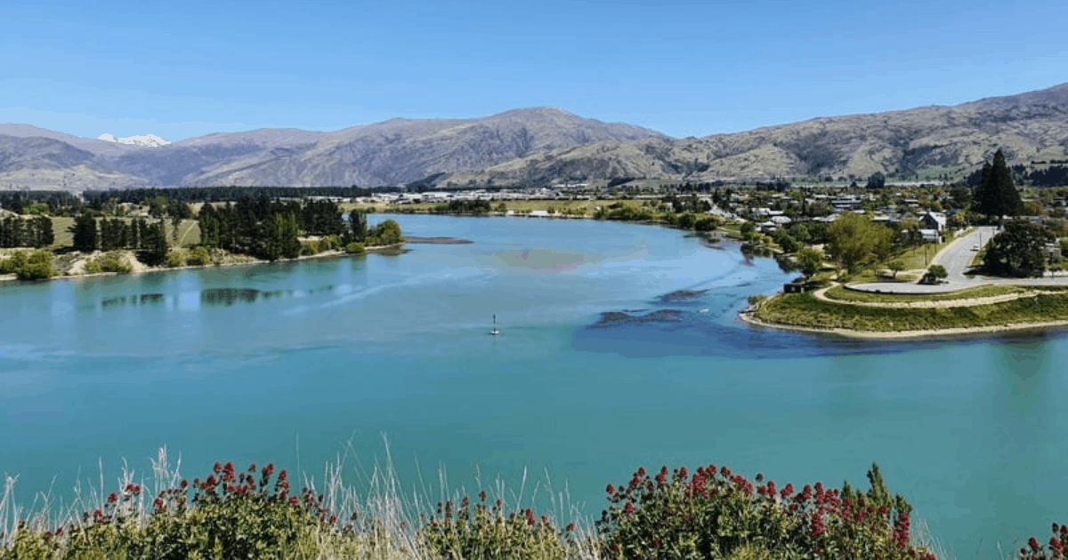 26 AMAZING OTAGO WALKS & HIKES