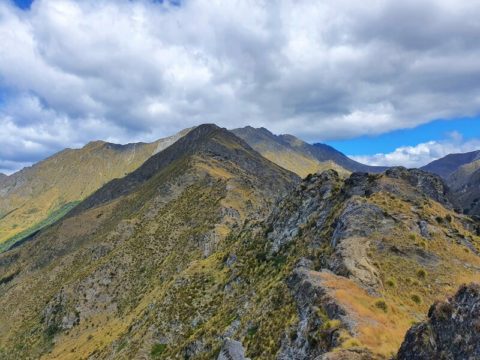 QUEENSTOWNS SCENIC MOKE LAKE LOOP WALK