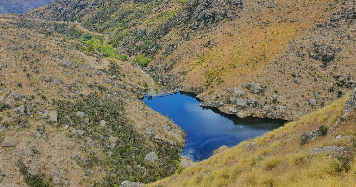 ROARING MEG PACK TRACK HIKE (18KM)